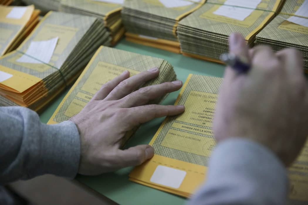 Chi Vince Le Elezioni 2022 Pronostici E Come Votare Donne Sul Web