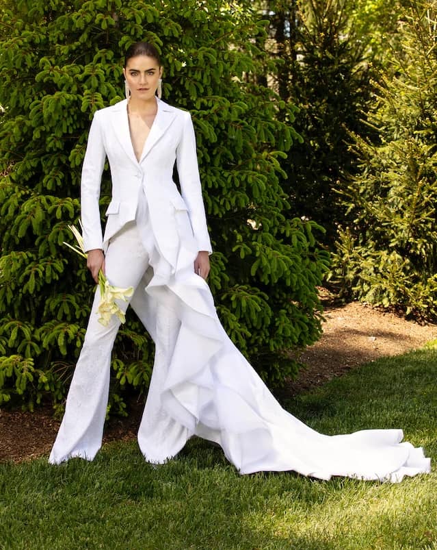 Abiti da sposa 2024, sensualità, volumi e semplicità. 50 foto - Donne Sul Web