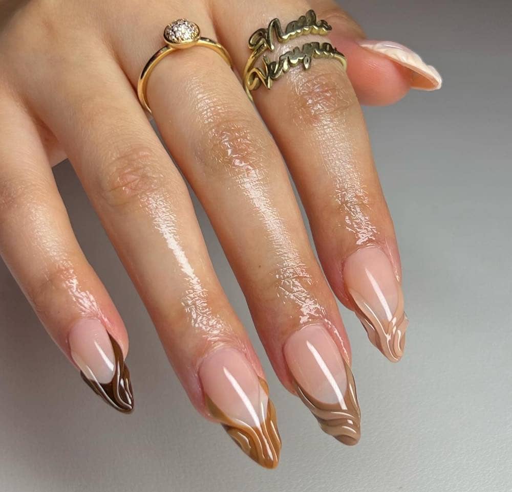 French manicure. Tendenze e ispirazioni in 15 immagini - Donne Sul Web